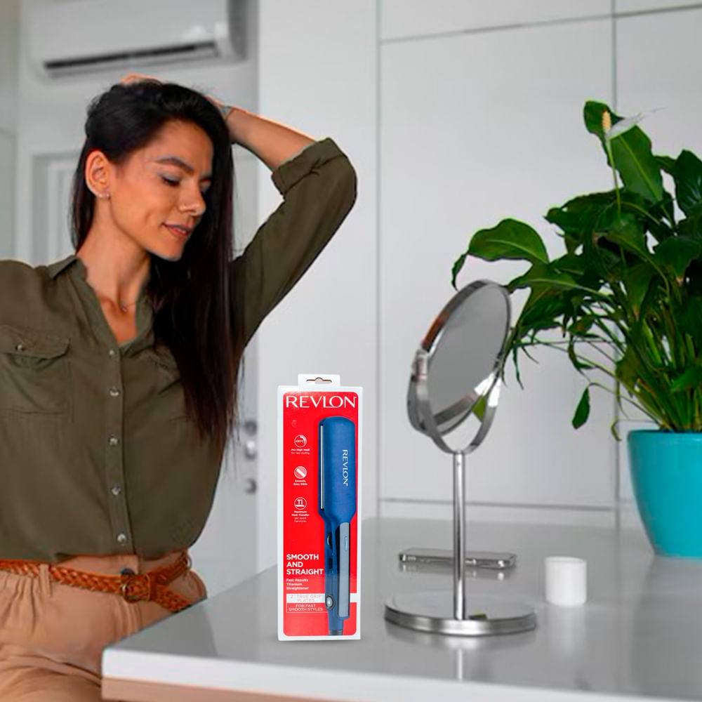 Revlon Alisadora Titanio 2pulg 220c Azul